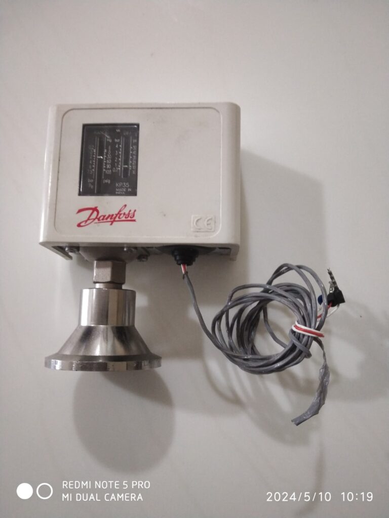 Denforce KP 35 Diaphragm Pressure Switch (0-4 Bar, TC End 1")